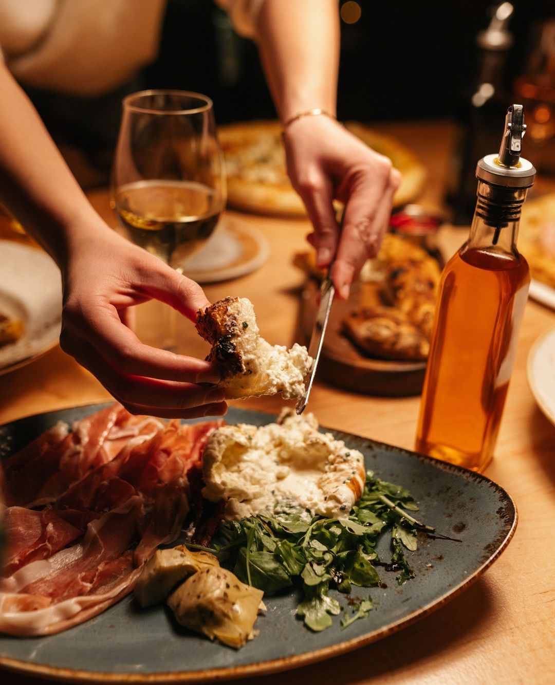 Best Italian Food in Downtown Toronto | The Anndore House